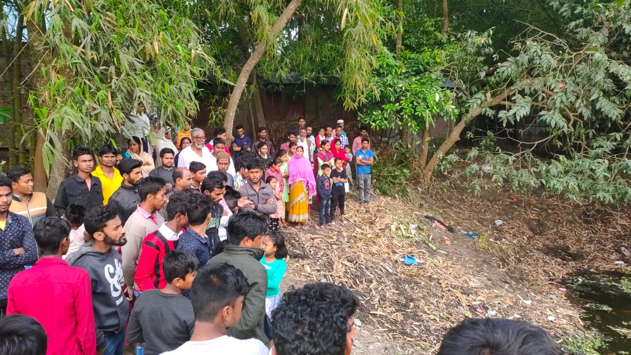 Body of 25-year-old recovered from a pond in Rajganj, family raises ...