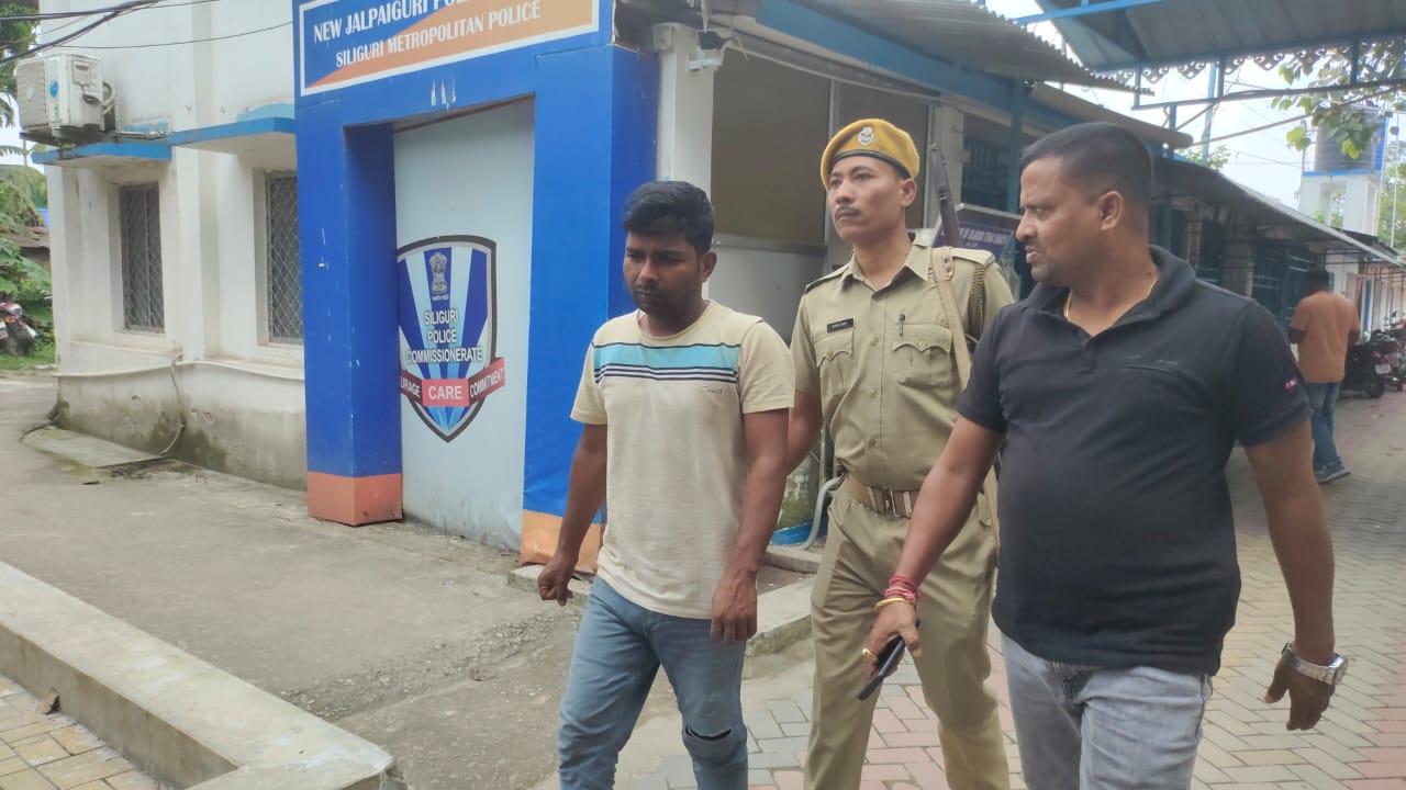 Police arrested the mastermind behind the ATM card fraud gang in ...