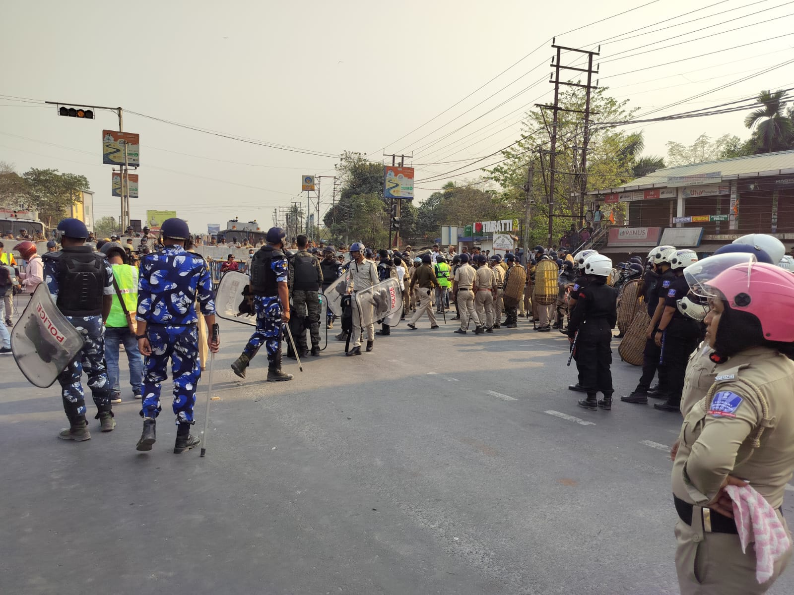 Tension grips ABVP’s Uttar Kanya campaign, police resort to baton charge in Siliguri’s Tinbatti ...