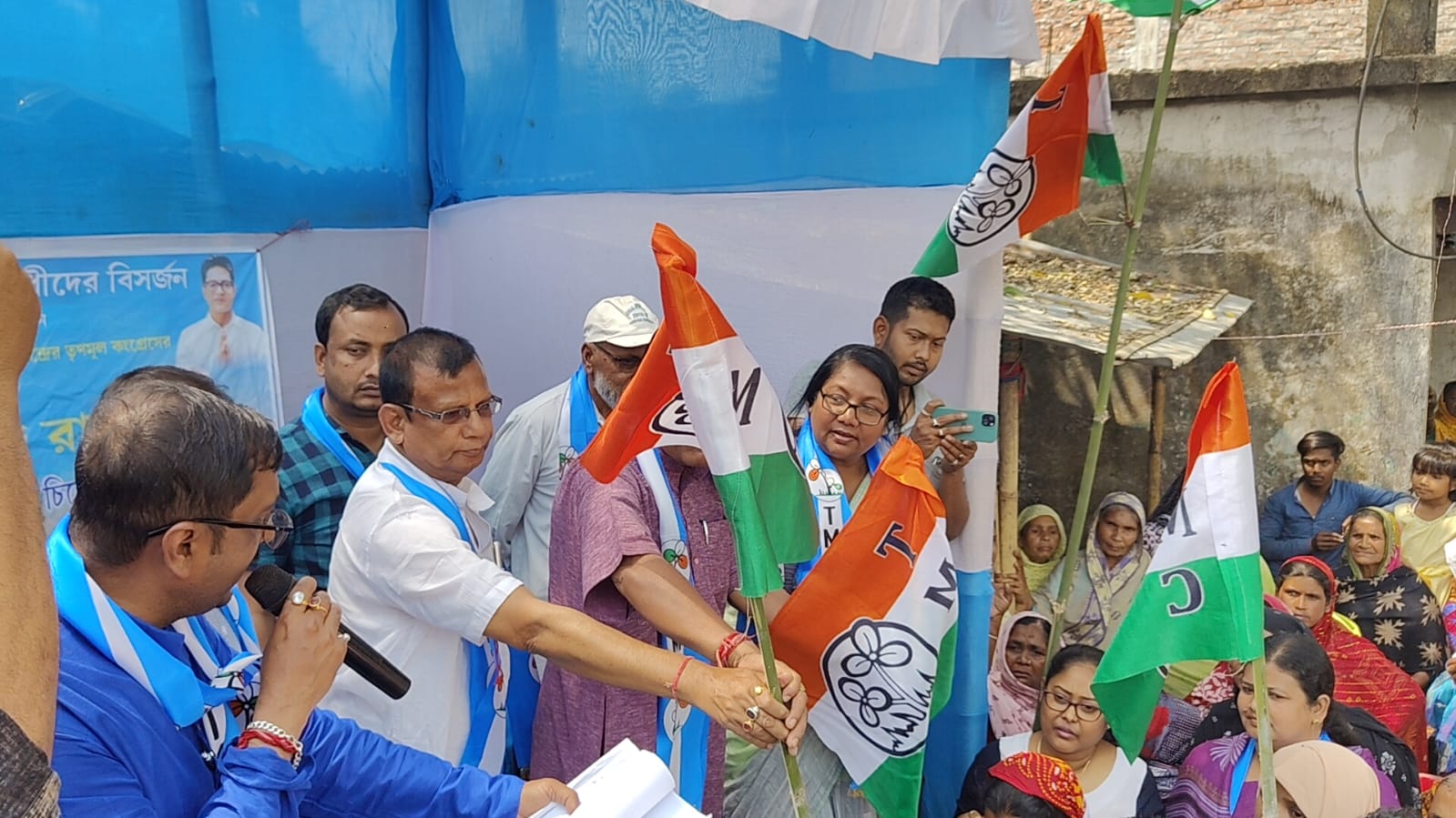 160 families joined TMC ahead of the Lok Sabha elections in Rajganj ...