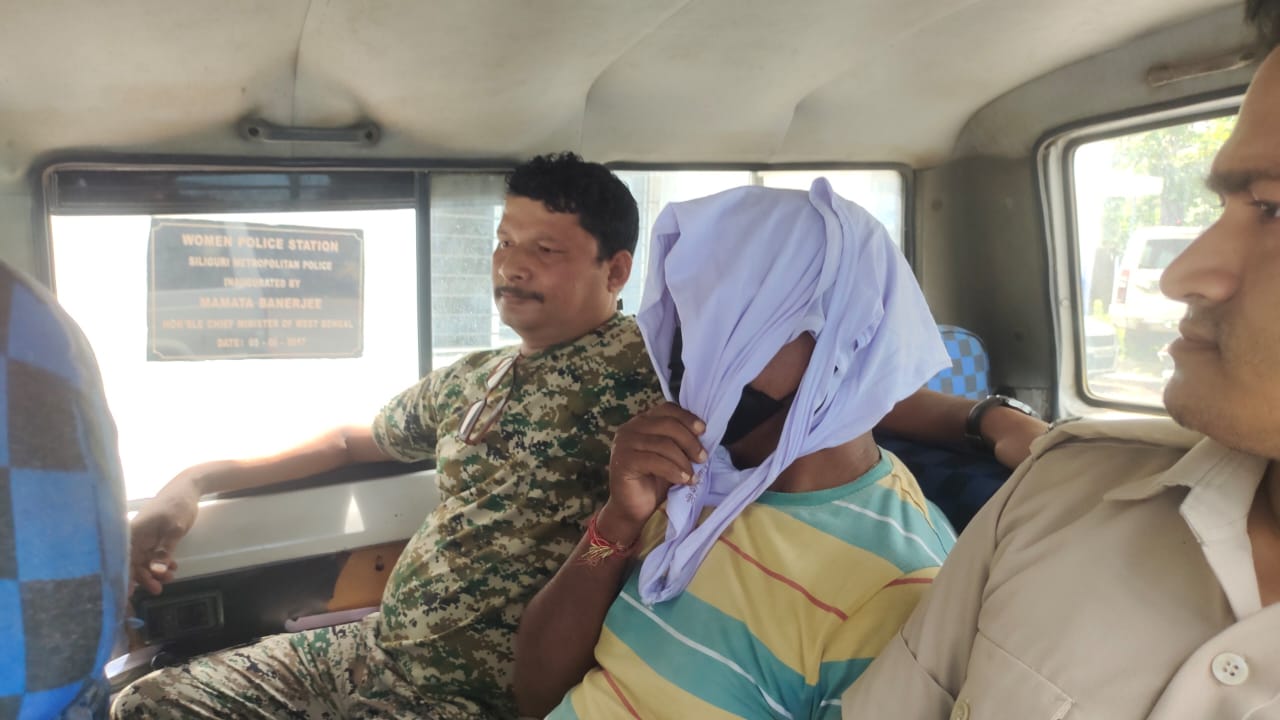Middle aged man arrested for blackmailing and sexually assaulting a woman in Siliguri - Siliguri ...