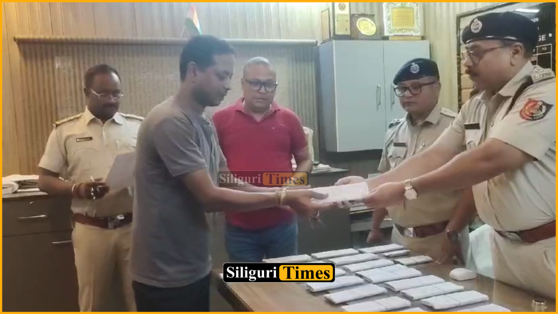 NJP police recover and return 51 stolen and lost mobile phones to rightful owners - Siliguri ...