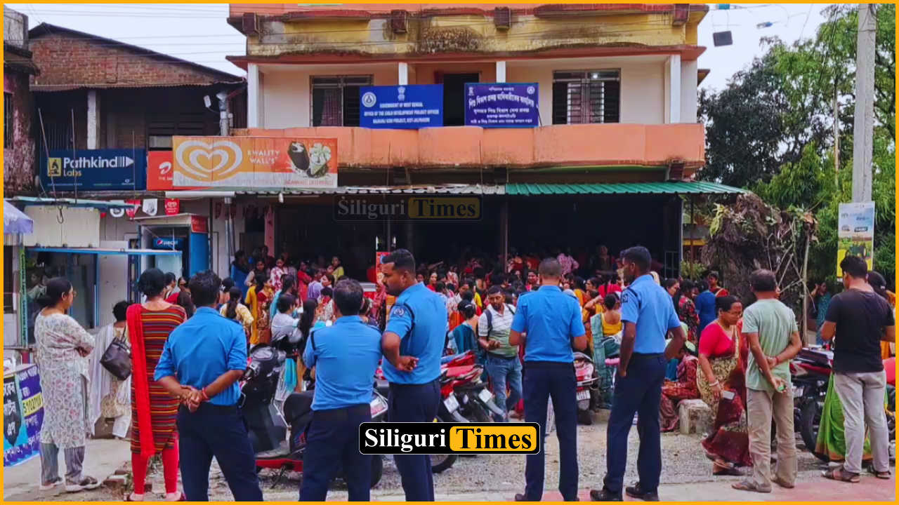 Anganwadi workers stage protest in Rajganj with 10-point charter of ...